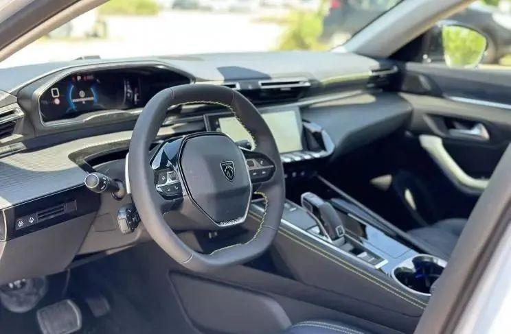 中期改款的标致508L，别抱太大期望？ - 哔哩哔哩