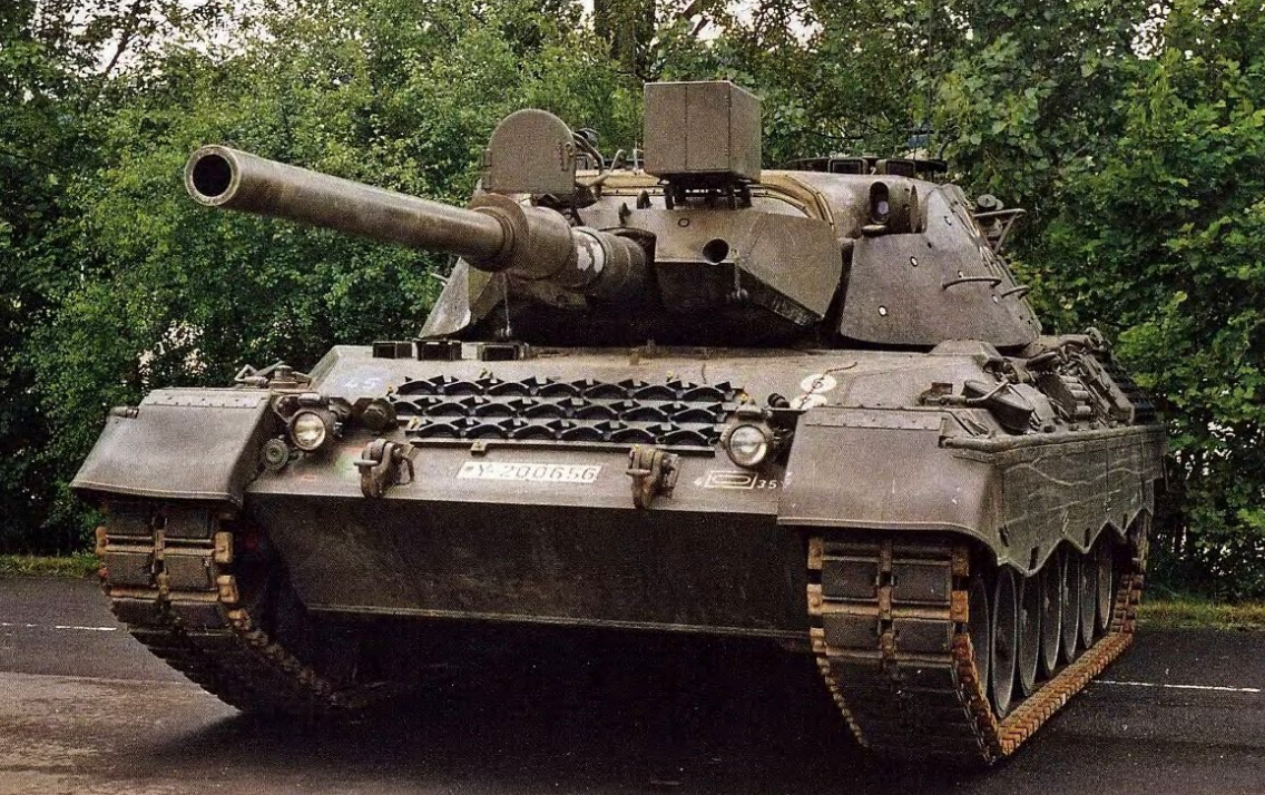 【钢板闲谈1A1】豹1坦克辨别指南 - 哔哩哔哩