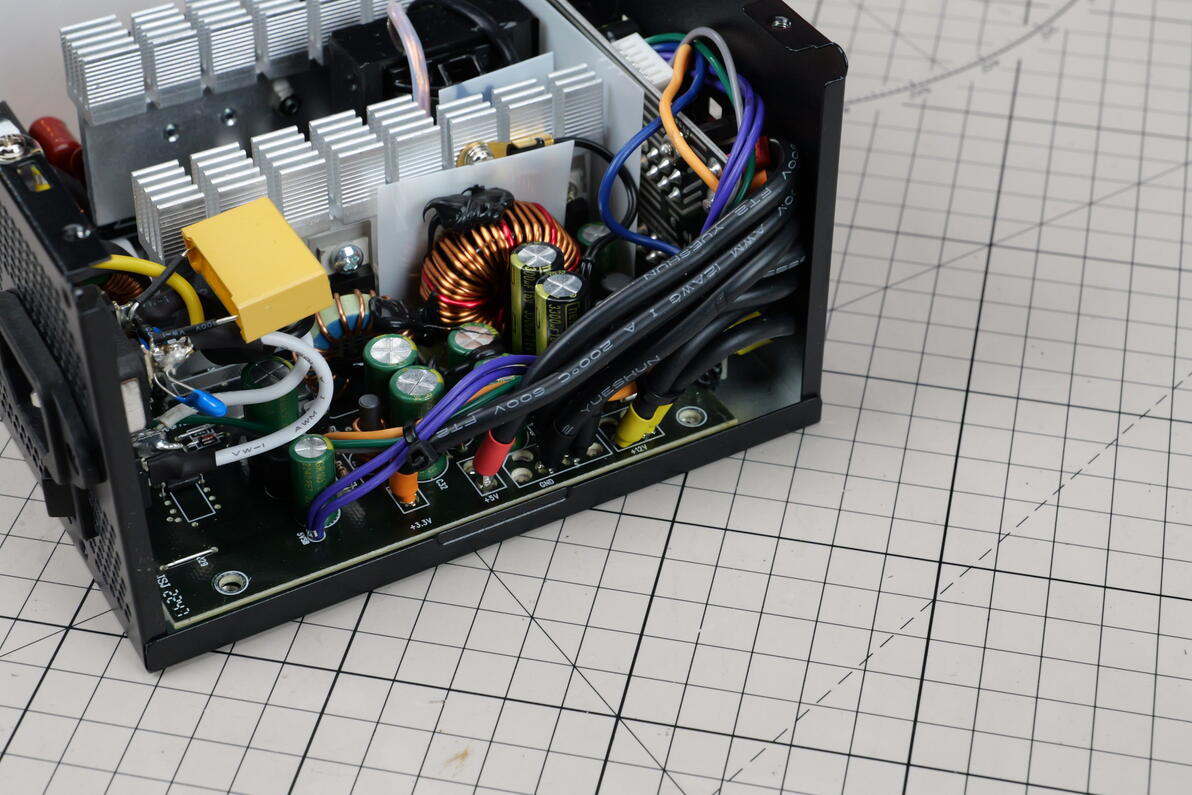 倒是还没接地府，超便宜的750W金牌全模组电源大水牛GPN850拆解评测 - 哔哩哔哩