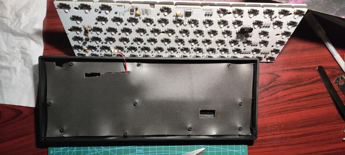 第一把客制化键盘——黑吉蛇dk84，静音宿舍系 - 哔哩哔哩