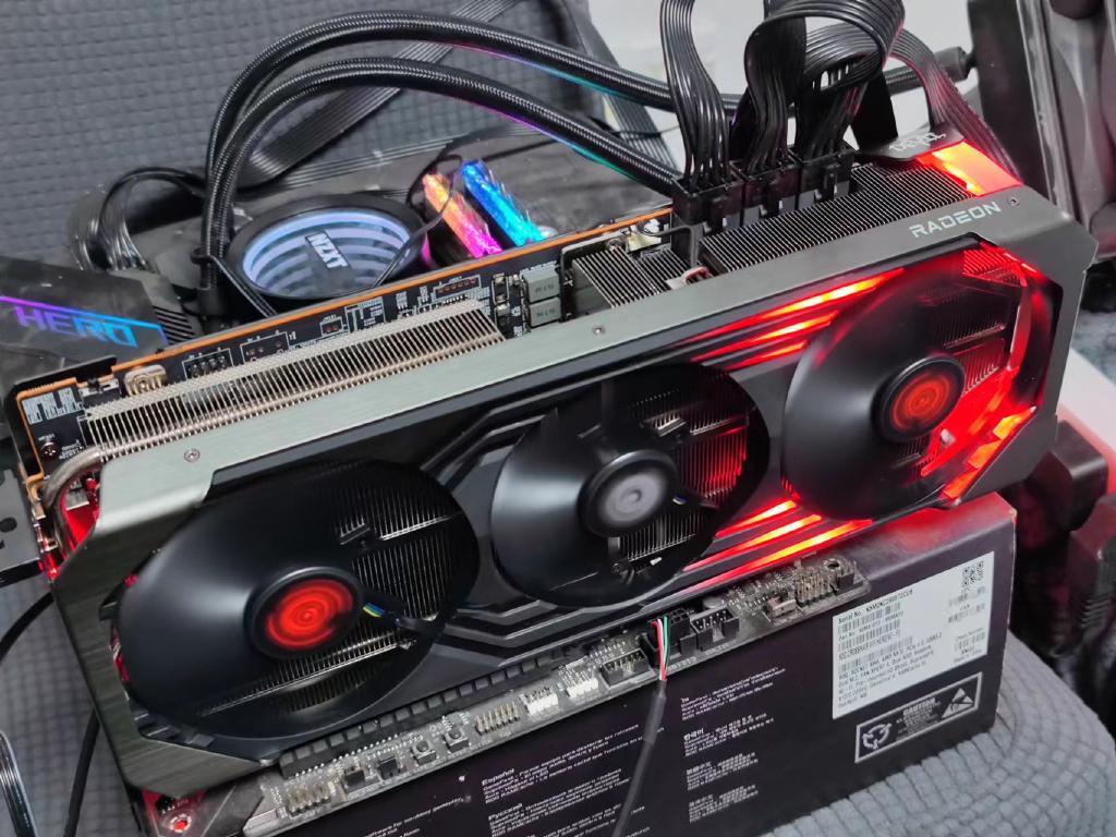 AMD Radeon RX 6950XT/6750XT/6650XT显卡首发评测 - 哔哩哔哩