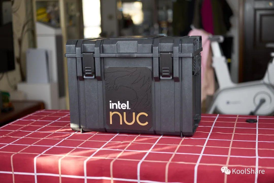Intel 13th NUC Extreme Raptor Canyon 猛禽峡谷评测 - 哔哩哔哩