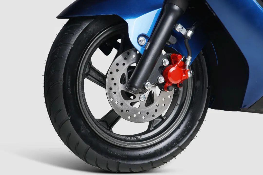 8380元起！一代神车再升级，济南铃木UE125焕新上市 - 哔哩哔哩