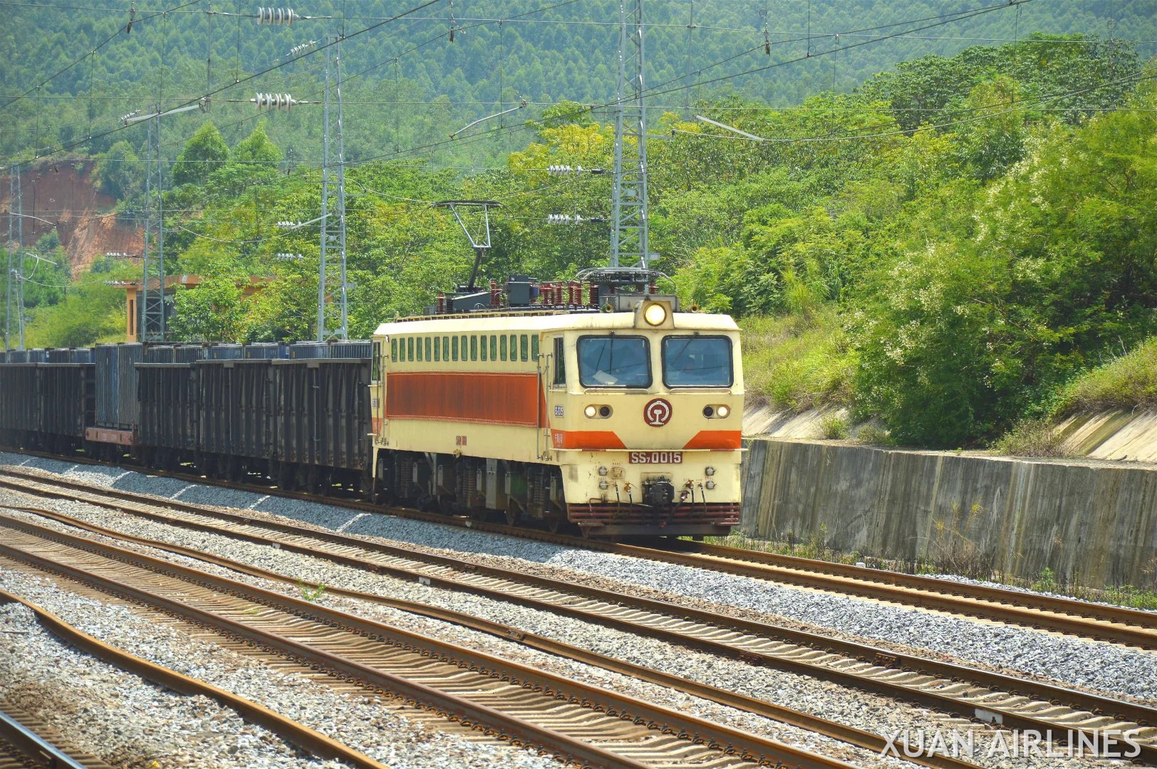 韶山7（SS7-0001~0040），韶山7B（SS7B）型电力机车图集（排序版）① - 哔哩哔哩