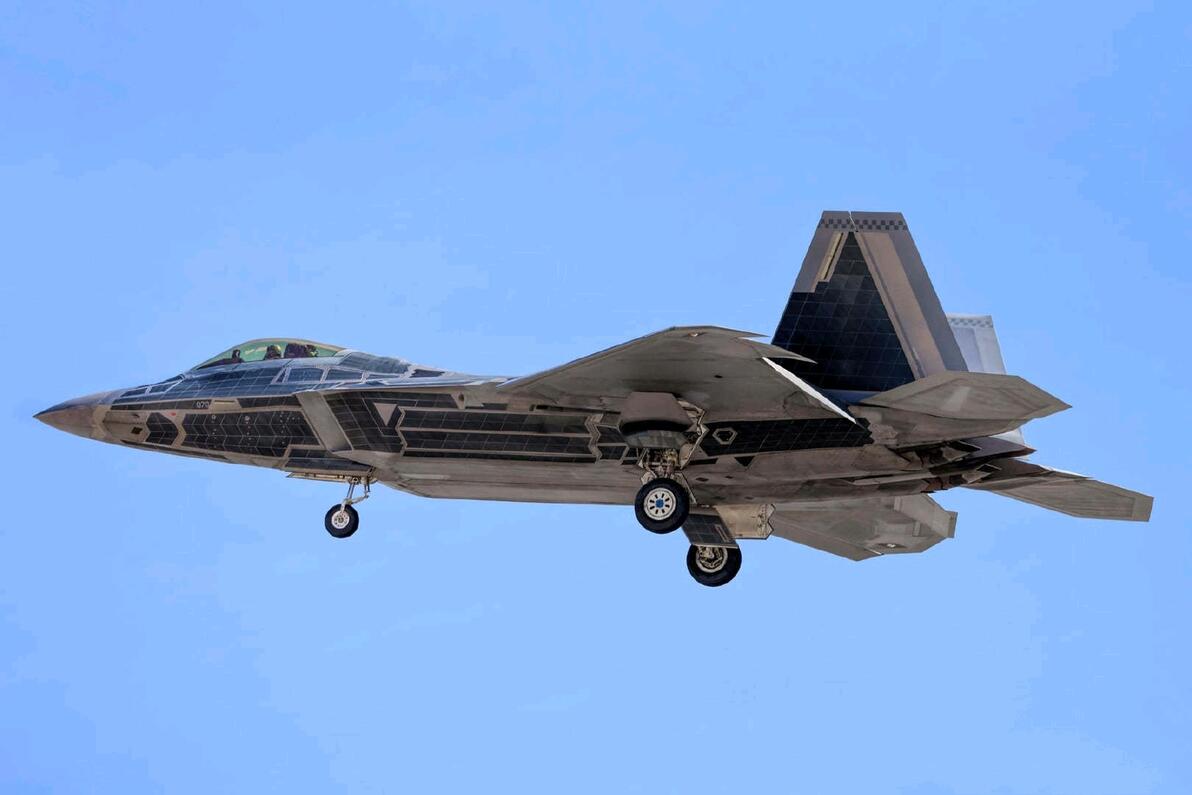 F22为什么是神（下）——浅析F22拥有和曾经拥有的技术优势隐身篇 - 哔哩哔哩