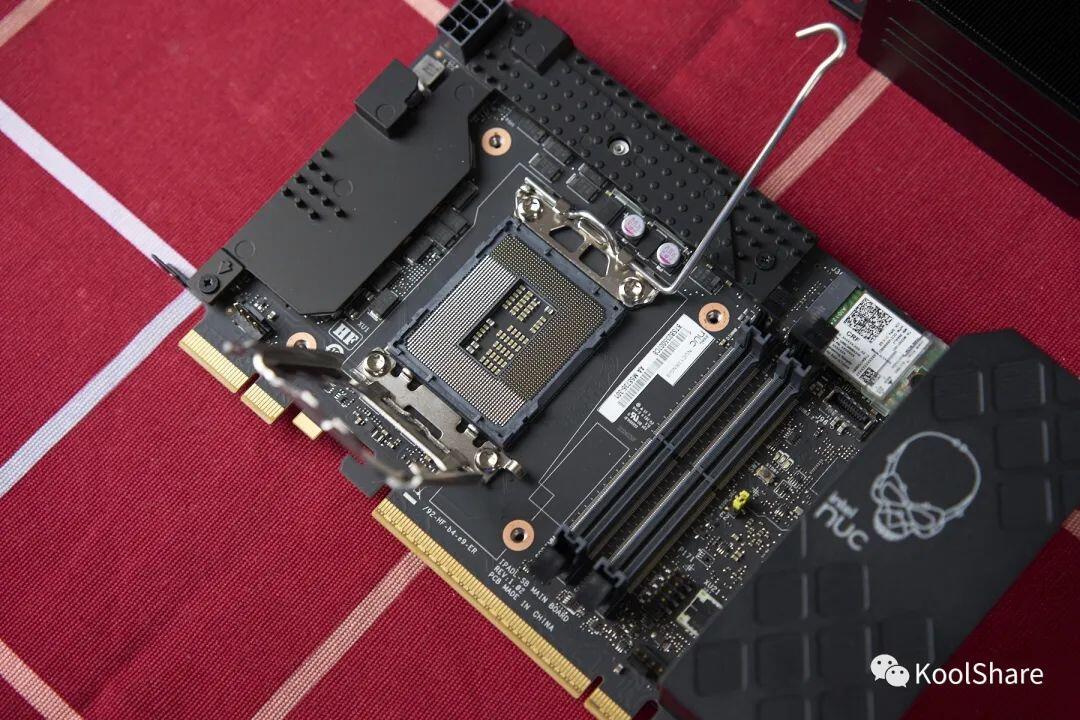 Intel 13th NUC Extreme Raptor Canyon 猛禽峡谷评测 - 哔哩哔哩