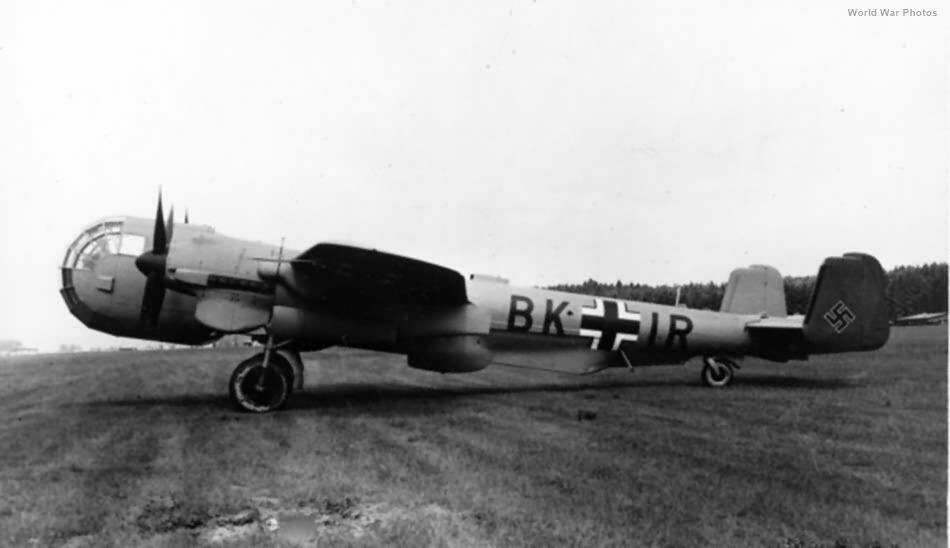 二战德国空军旧照(6)“罗马号”杀手-道尼尔DO217轰炸机 - 哔哩哔哩