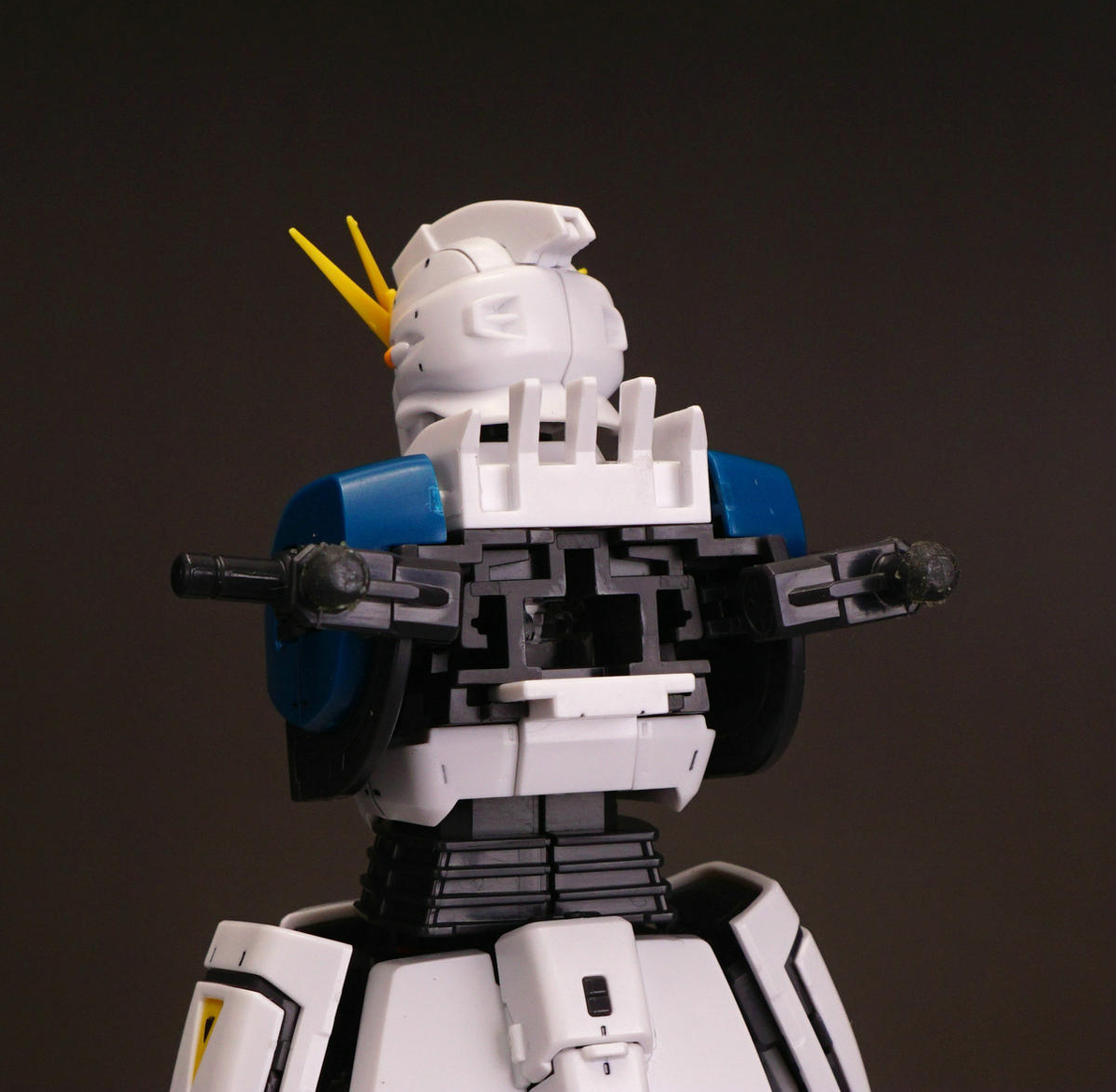 【评测】万代 MG F91 2.0Ver. 高达模型 - 哔哩哔哩