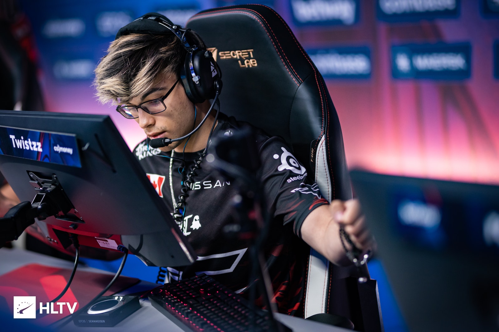 TWISTZZ: ”我不喜欢在休赛期看见阵容改变，这感觉像是队伍从头来过” - 哔哩哔哩