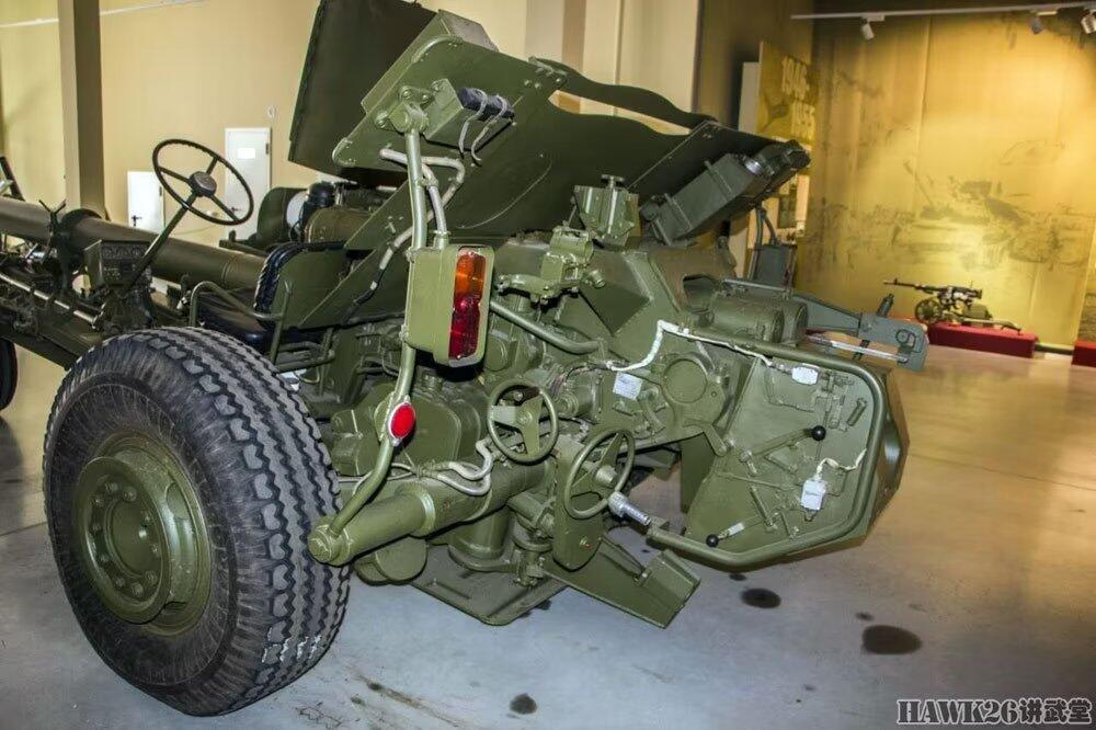 苏联2A45M“章鱼-B”自走反坦克炮 世界威力最强 还可发射导弹 - 哔哩哔哩