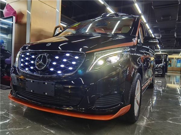 21款奔驰V260L傲旋大白鲨，独特奢华7座，高品质车生活！ - 哔哩哔哩