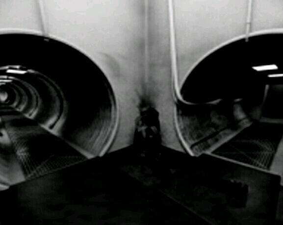 SCP-895 摄像干扰 （求过审QAQ） - 哔哩哔哩