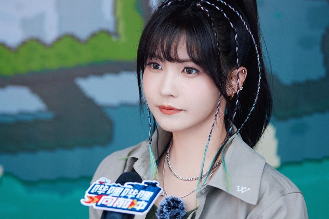 赖美云军绿套装马尾辫可爱萌动写真 哔哩哔哩