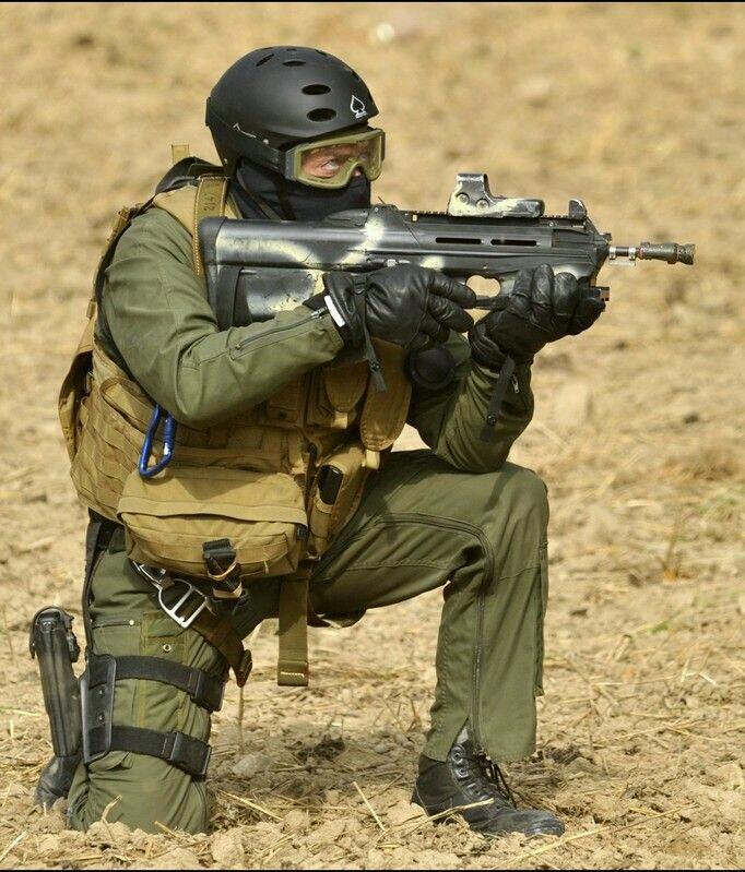 轻武器科普之F2000及其民用型 - 哔哩哔哩