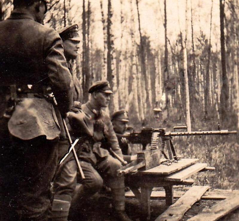 马克沁LMG08/18轻机枪 - 哔哩哔哩