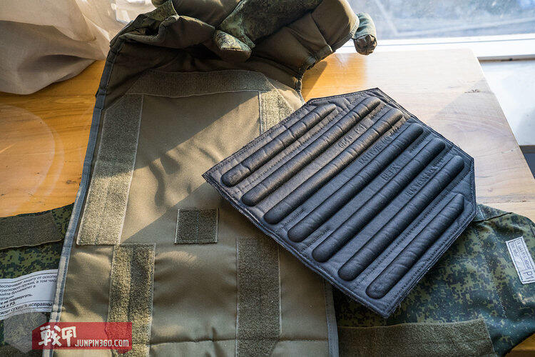 正宗斯拉夫风味——俄罗斯6B45防弹衣 - 哔哩哔哩