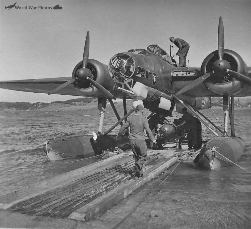 二战德国空军旧照(8) - 亨克尔He115 水上飞机 - 哔哩哔哩