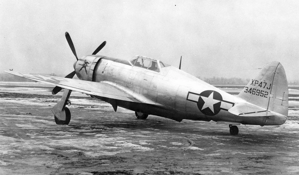 响亮而沉重——P-47雷电型号辨别 - 哔哩哔哩