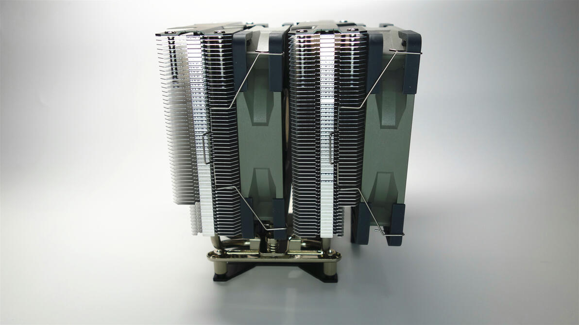 AGHP六热管绝双刺客：利民PA120简测 - 哔哩哔哩