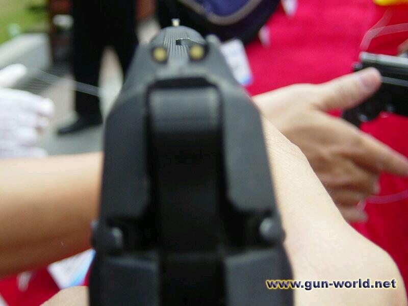 轻武器科普之QSZ92式(中)——9*19mm版本 - 哔哩哔哩