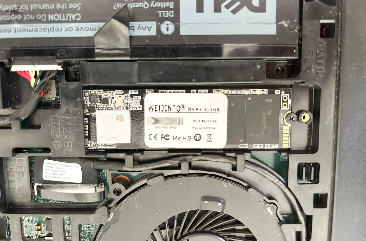 SM2263XT量产工具直连电脑主板开卡，唯进WEIJINTO 512GB SSD量产修复小记 - 哔哩哔哩