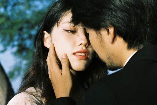 Lomography发布新胶卷 LomoChrome Color92 ISO 400 彩色负片 - 哔哩哔哩