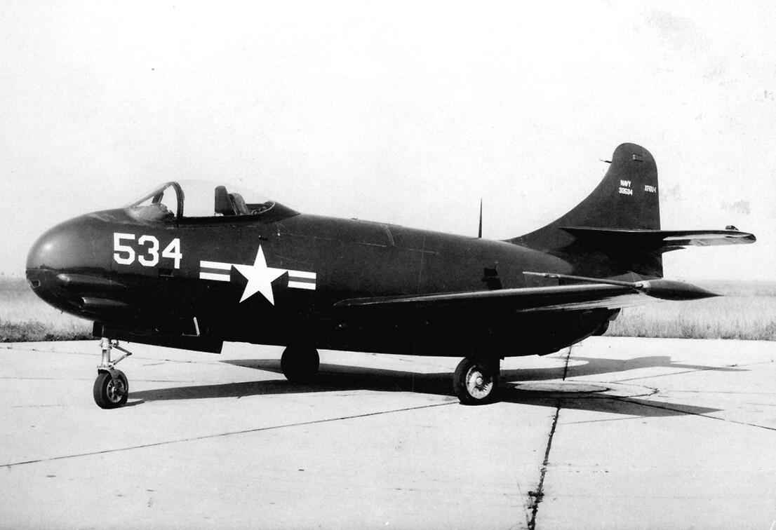 “F4U：大哥你谁？”——钱斯沃特 F6U“海盗” 喷气式战斗机 - 哔哩哔哩