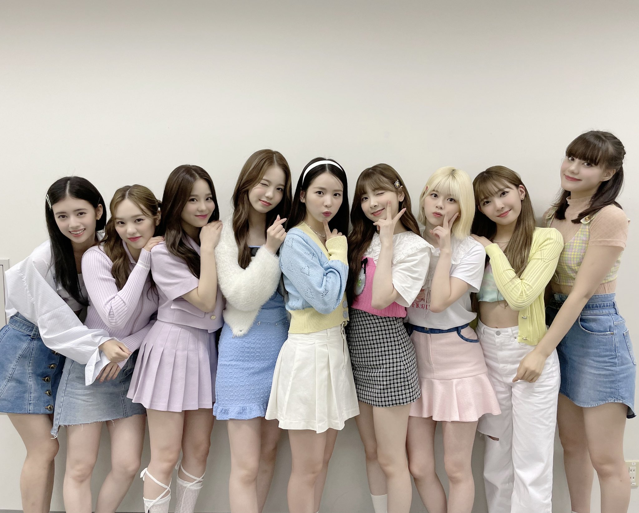 NiziU 3rd Single“CLAP CLAP”感謝購買者簽名在線活動第一天️ - 哔哩哔哩