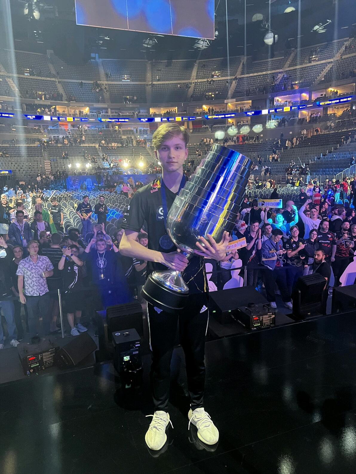 G2CSGO｜2023IEM科隆捧杯时刻图集 - 哔哩哔哩