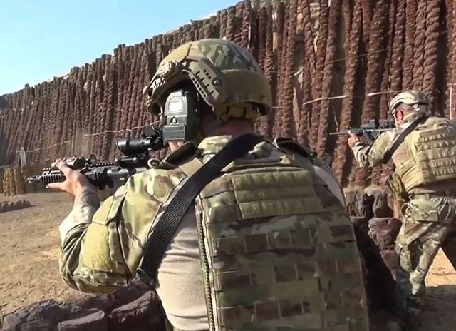 UKSF的称手利刃：L119A1/A2突击步枪 - 哔哩哔哩