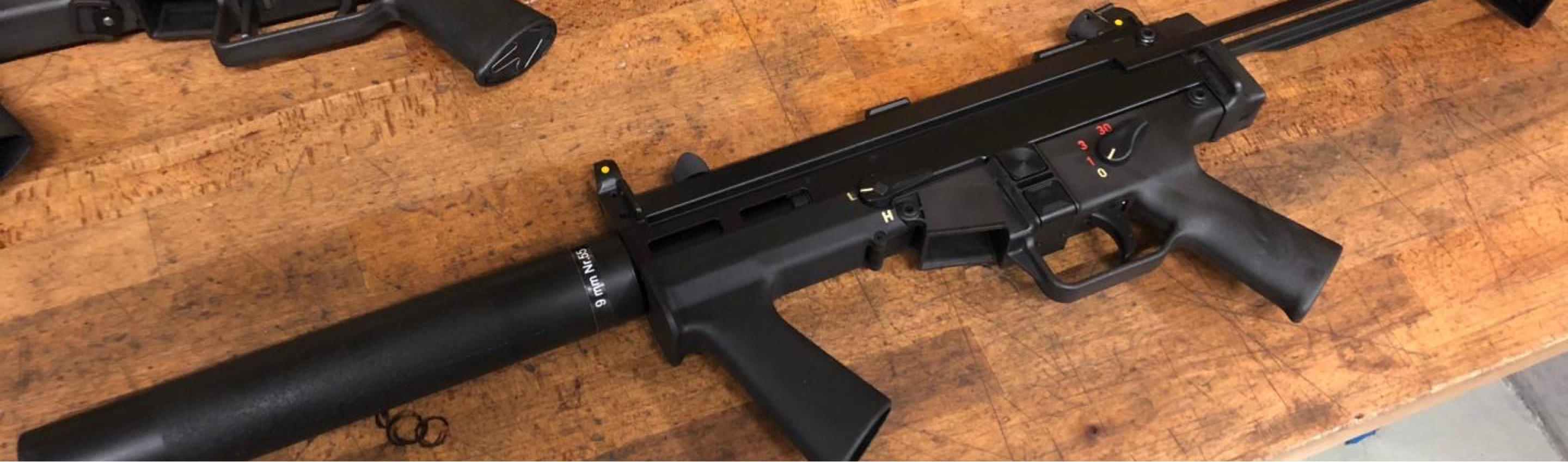 打完就扔，壕无人性——美国M72 LAW单兵火箭筒 [轻武器科普] - 哔哩哔哩