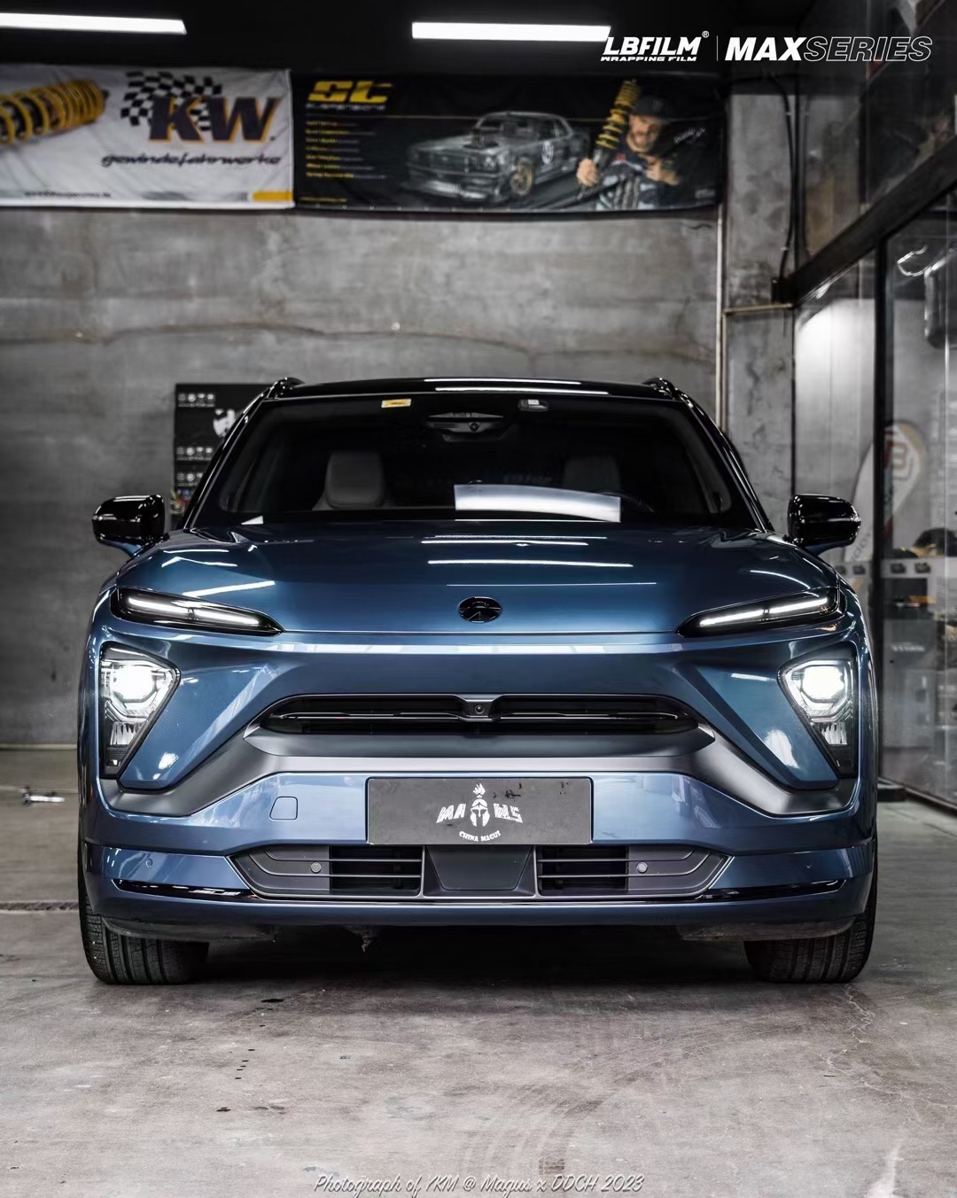 蔚来ES6-LB改色膜液态金属量子蓝，让你感觉沉浸在深海里 - 哔哩哔哩