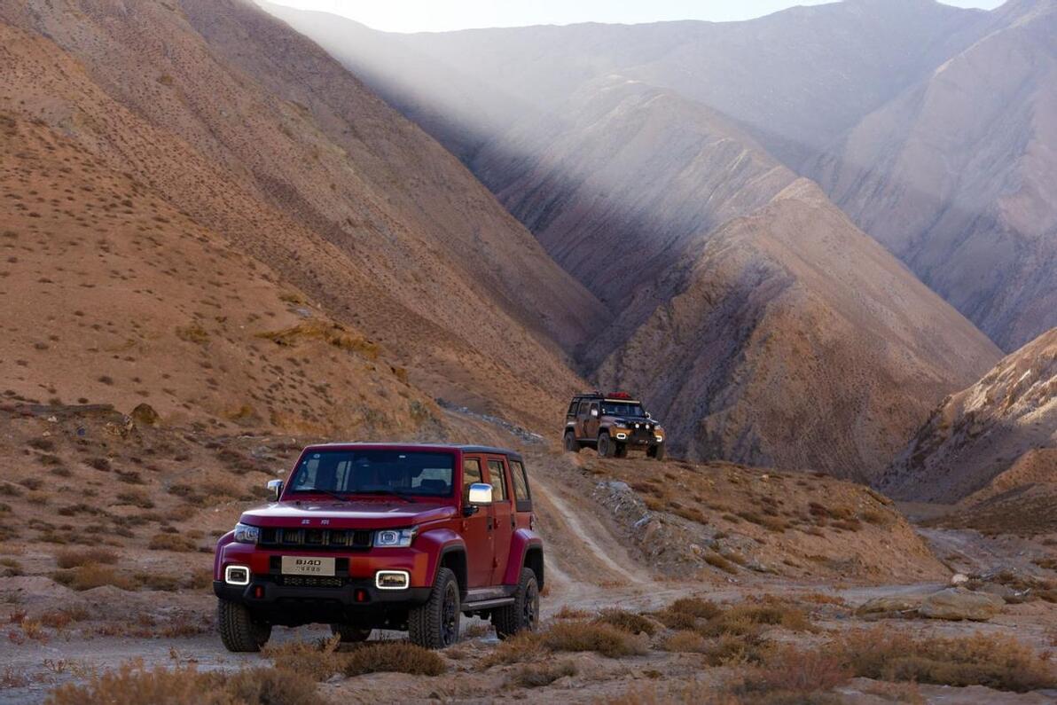 BJ40军团奔赴可可西里，揭开“生命禁区”的神秘面纱 - 哔哩哔哩