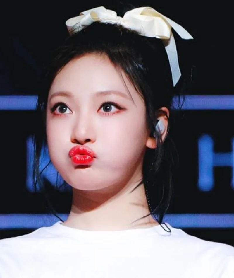 韩娱！aespa成员Ningning公开一定要带眼药水的原因！惊曝：右眼几乎看不到！ - 哔哩哔哩