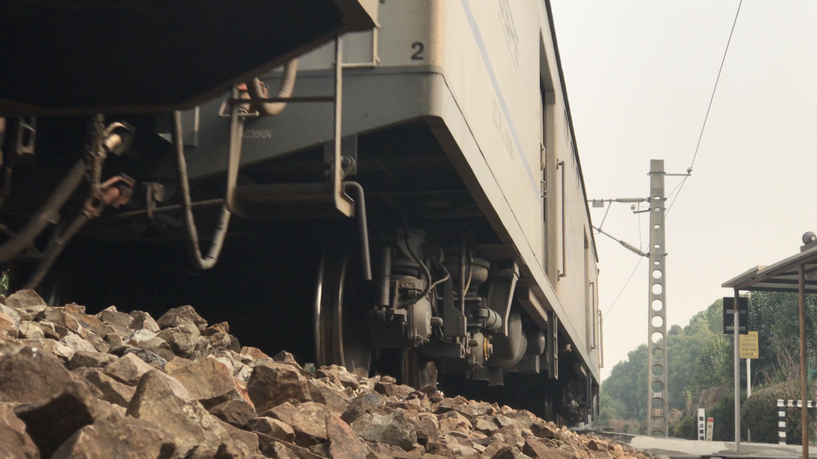 X105/6次特快行包列车简介 - 哔哩哔哩