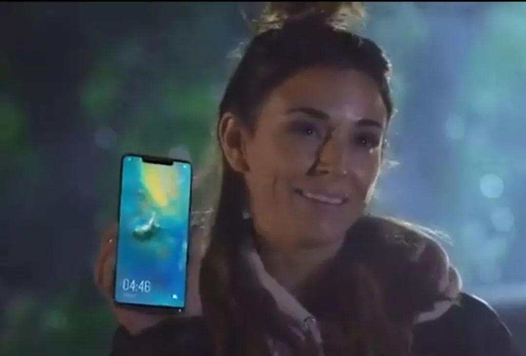 华为发广告嘲讽苹果，把 iPhone 直接埋了 - 哔哩哔哩