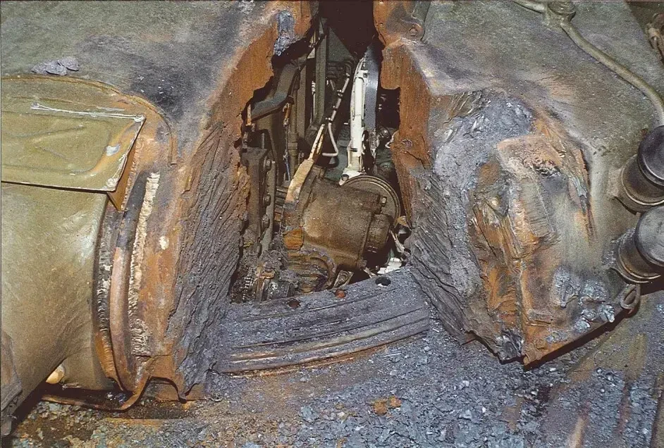 浅析早期T-72坦克防护性能：从T-72到T-72AV - 哔哩哔哩