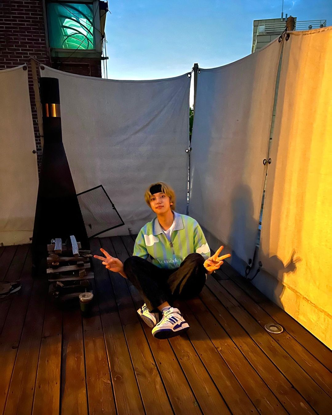 NIEL:"歌手生活低谷期,无法克服……就只是接受了。" - 哔哩哔哩