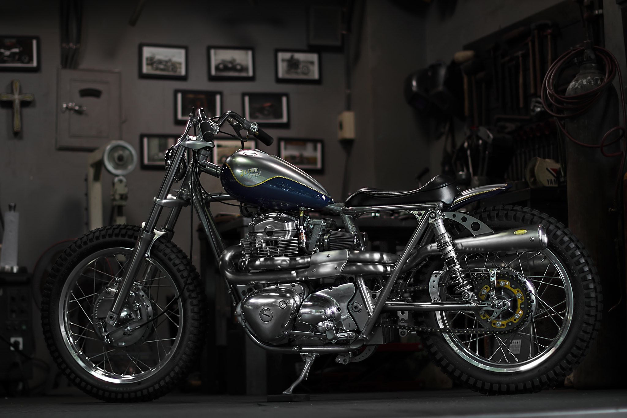 2 loud customs｜川崎W650 - 哔哩哔哩