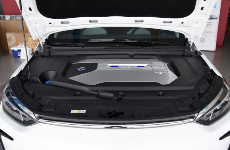 自主品牌扎堆推紧凑纯电家轿，五月上市的这3款新车型表现如何？ - 哔哩哔哩