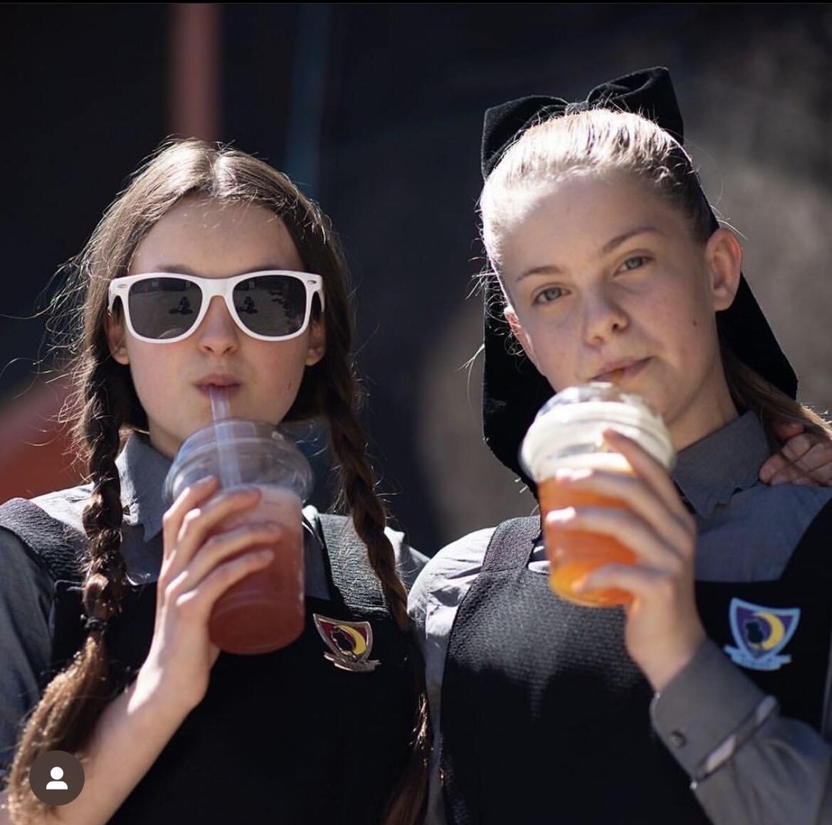 Bella Ramsey 贝拉.拉姆齐的简介 - 哔哩哔哩