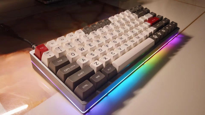 QMK小键盘 附QMK RGB显示大写状态和键层状态教程 - 哔哩哔哩