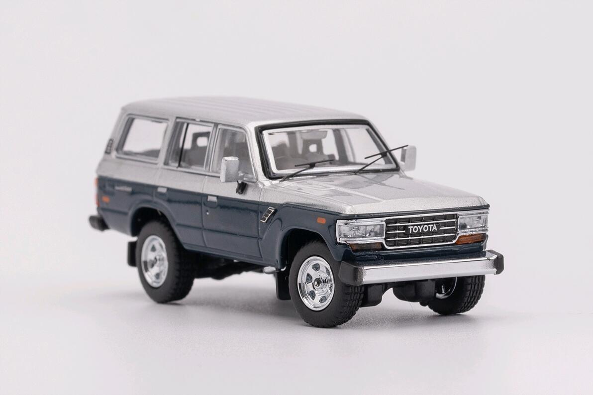 【GCD新车情报】双色陆巡LC60新涂上市 - 哔哩哔哩