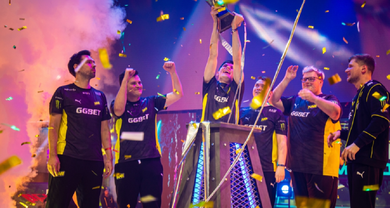 【CSGO】NAVI战队major夺冠！s1mple刷新记录，小蜜蜂变阵在即！ - 哔哩哔哩