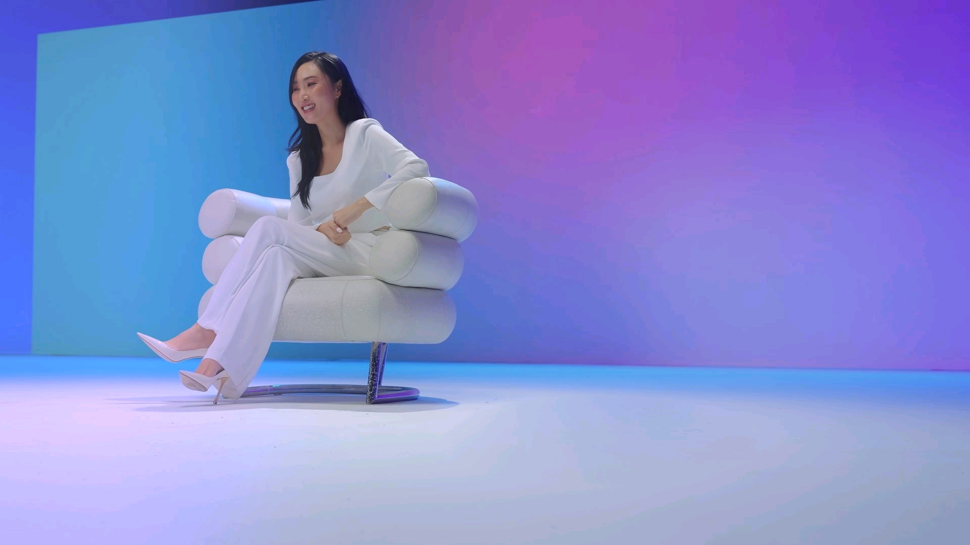 华莎对【Maria】MV的最初想法和解读 - 哔哩哔哩