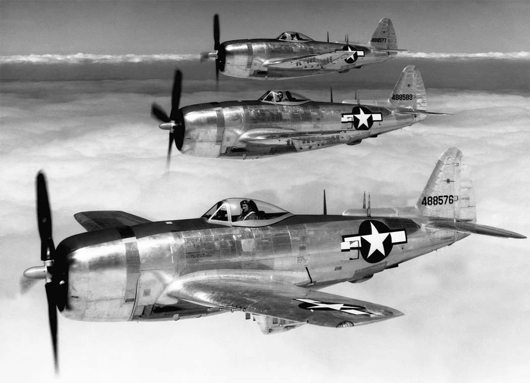 响亮而沉重——P-47雷电型号辨别 - 哔哩哔哩