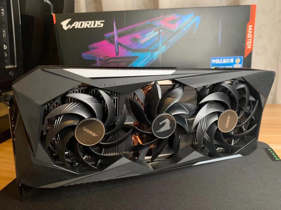 技嘉6800XT 超级雕 开箱与简单评测 - 哔哩哔哩