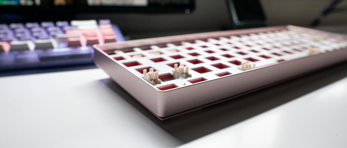 CIY TES84 单模热插拔 试轴器——多彩的入门王者 - 哔哩哔哩