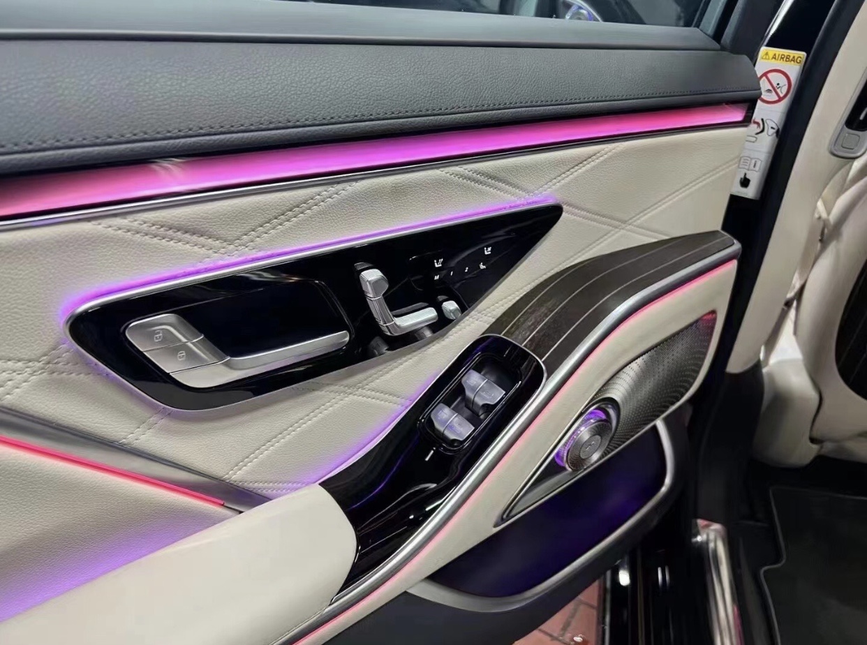 2023款迈巴赫S480升级原厂核桃木面板，秒变S680同款内饰 - 哔哩哔哩