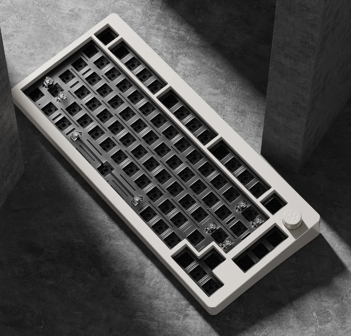 《日·键圈时刻表》定档MATRIX LAB新品 Faukwaa 哈狐CF81Pro无线三模款即将发售 - 哔哩哔哩